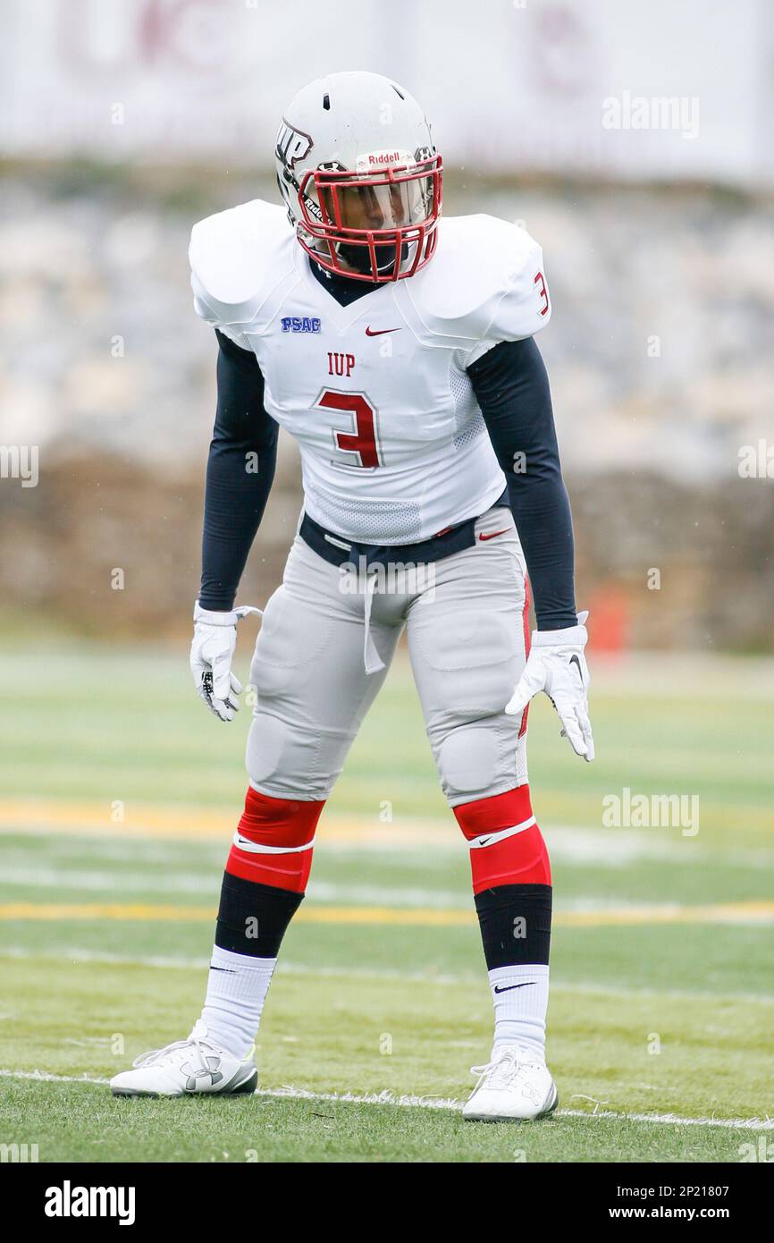 November 28, 2015: IUP Crimson Hawks defensive back Mikale Makle (3 ...