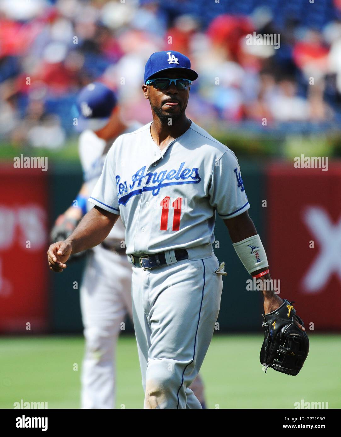Los Angeles Dodgers infielder Jimmy Rollins (11) during game against ...