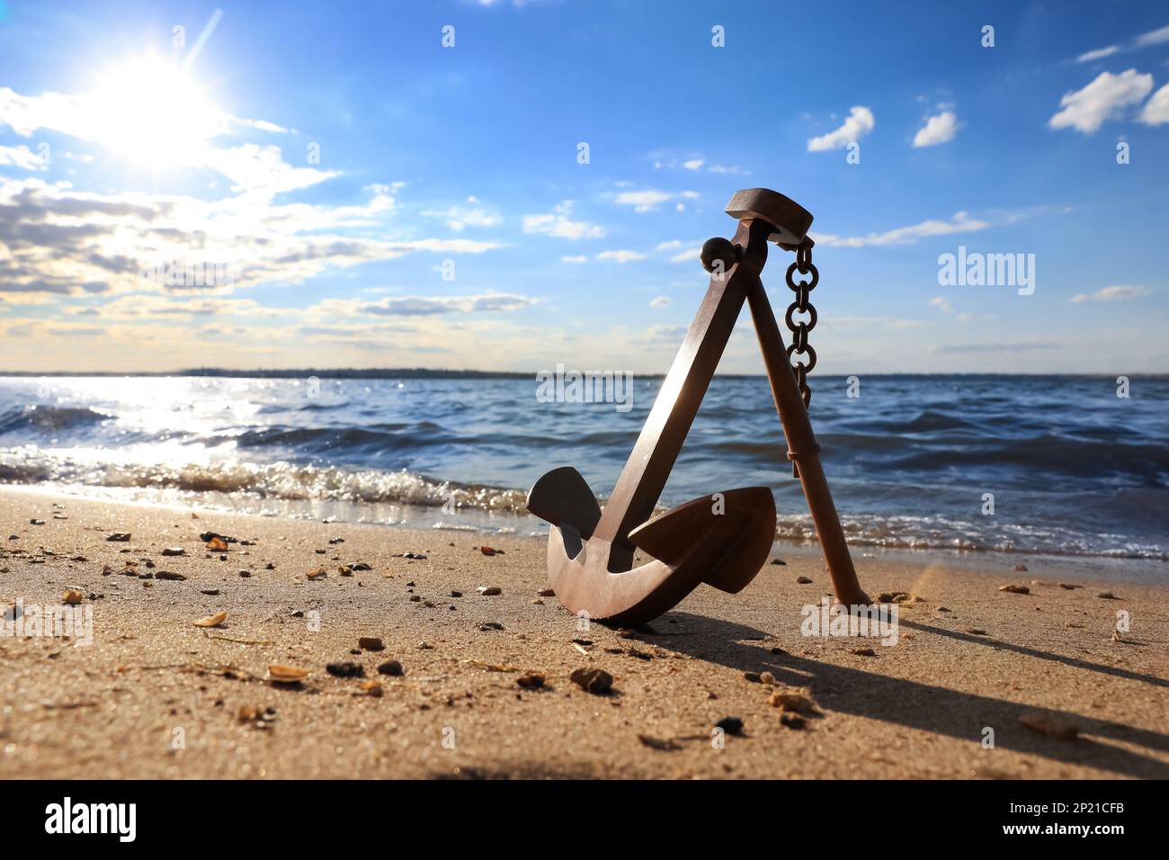 Lost ship anchor hi-res stock photography and images - Alamy