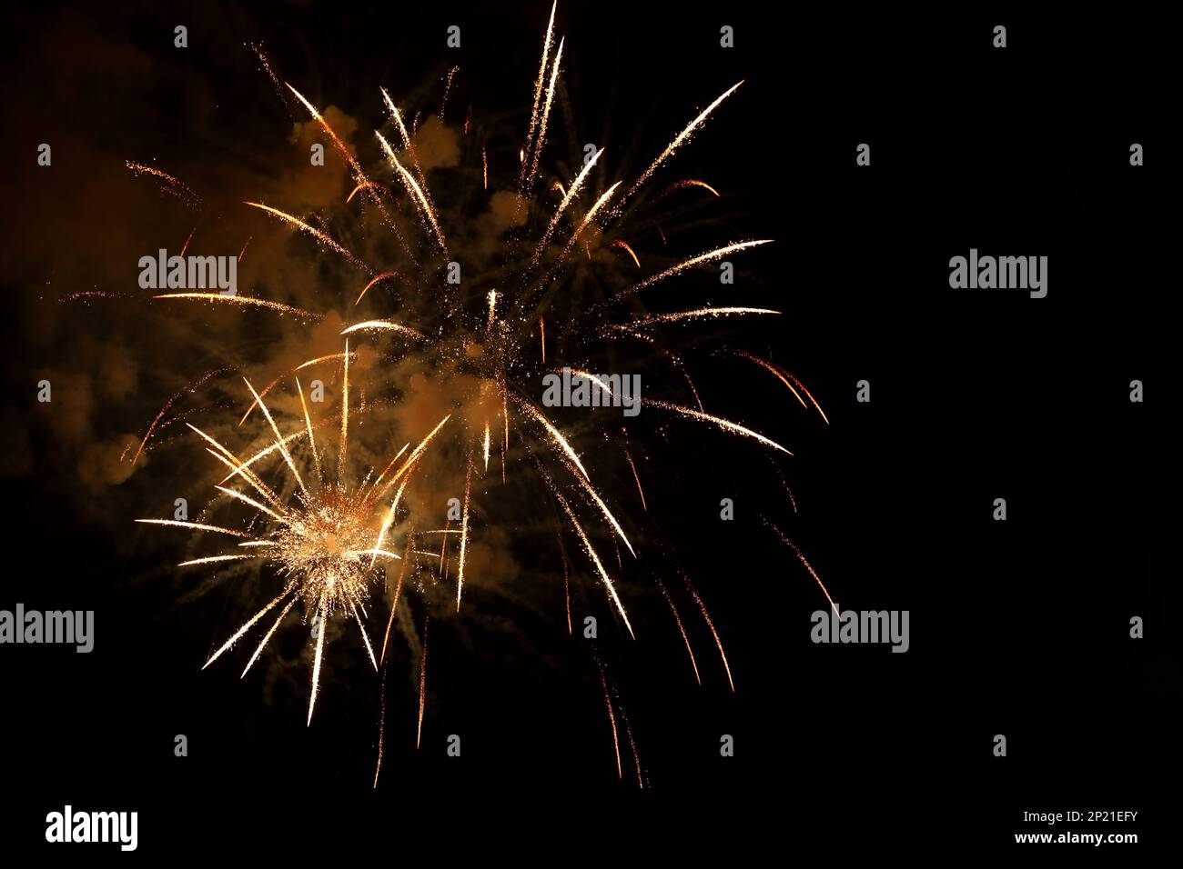 Firework lighting hi-res stock photography and images - Alamy