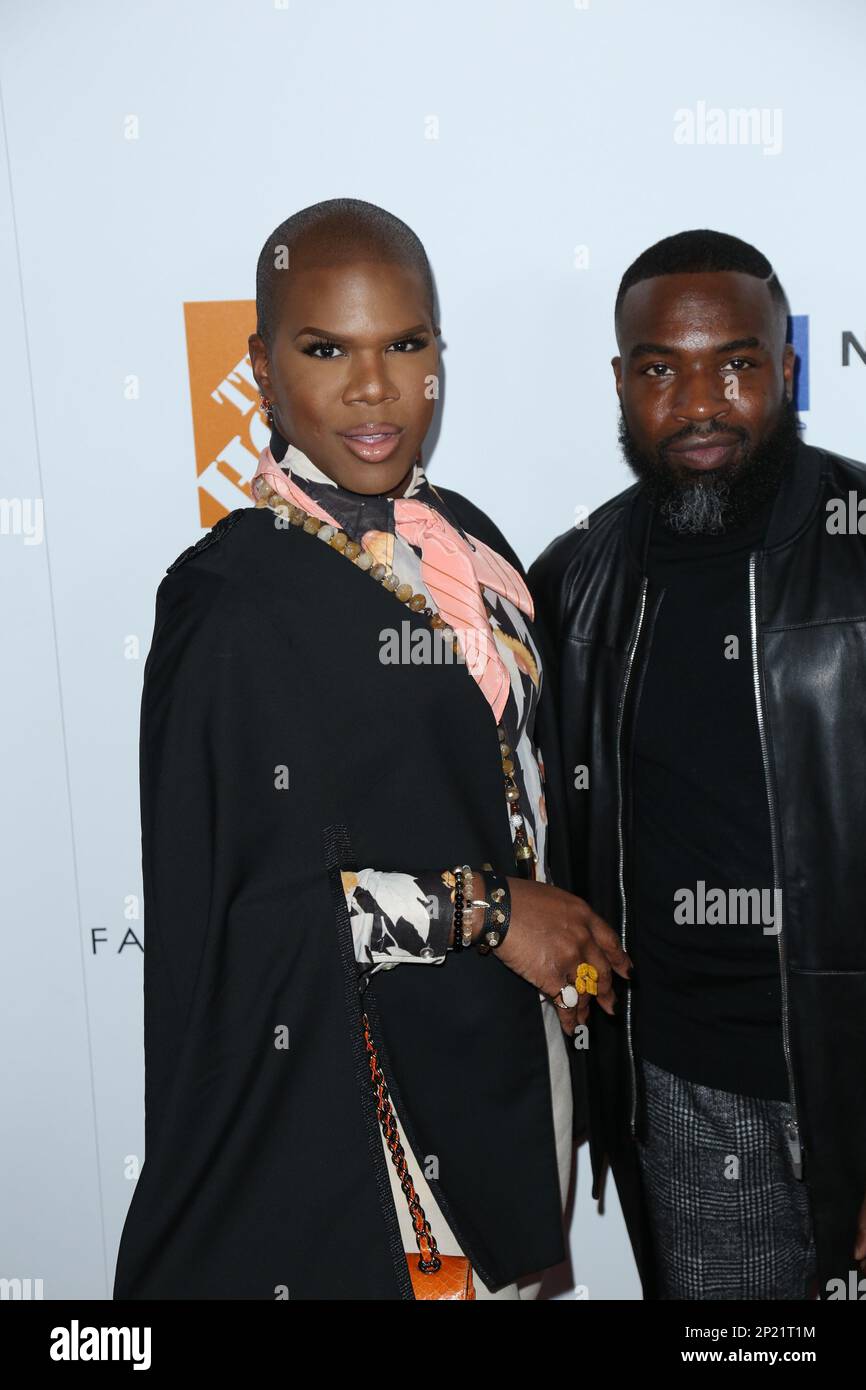 Photo by: JMA/STAR MAX/IPx12/2/15Miss Lawrance and Darrell Moore at The EBONY Power 100 70th ...