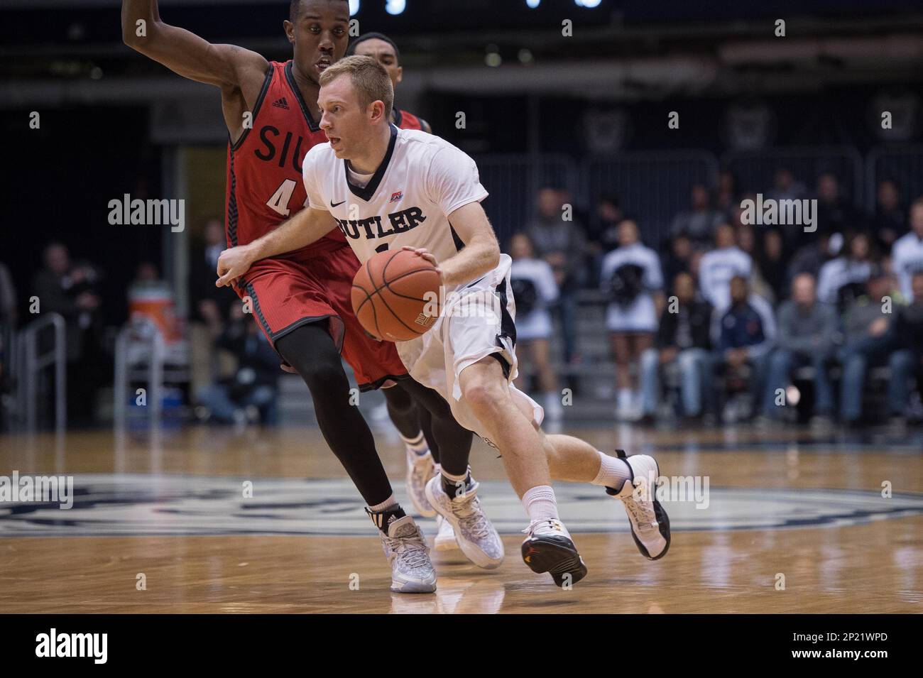 November 28, 2015: Butler University guard Tyler Lewis (1) dribbles ...