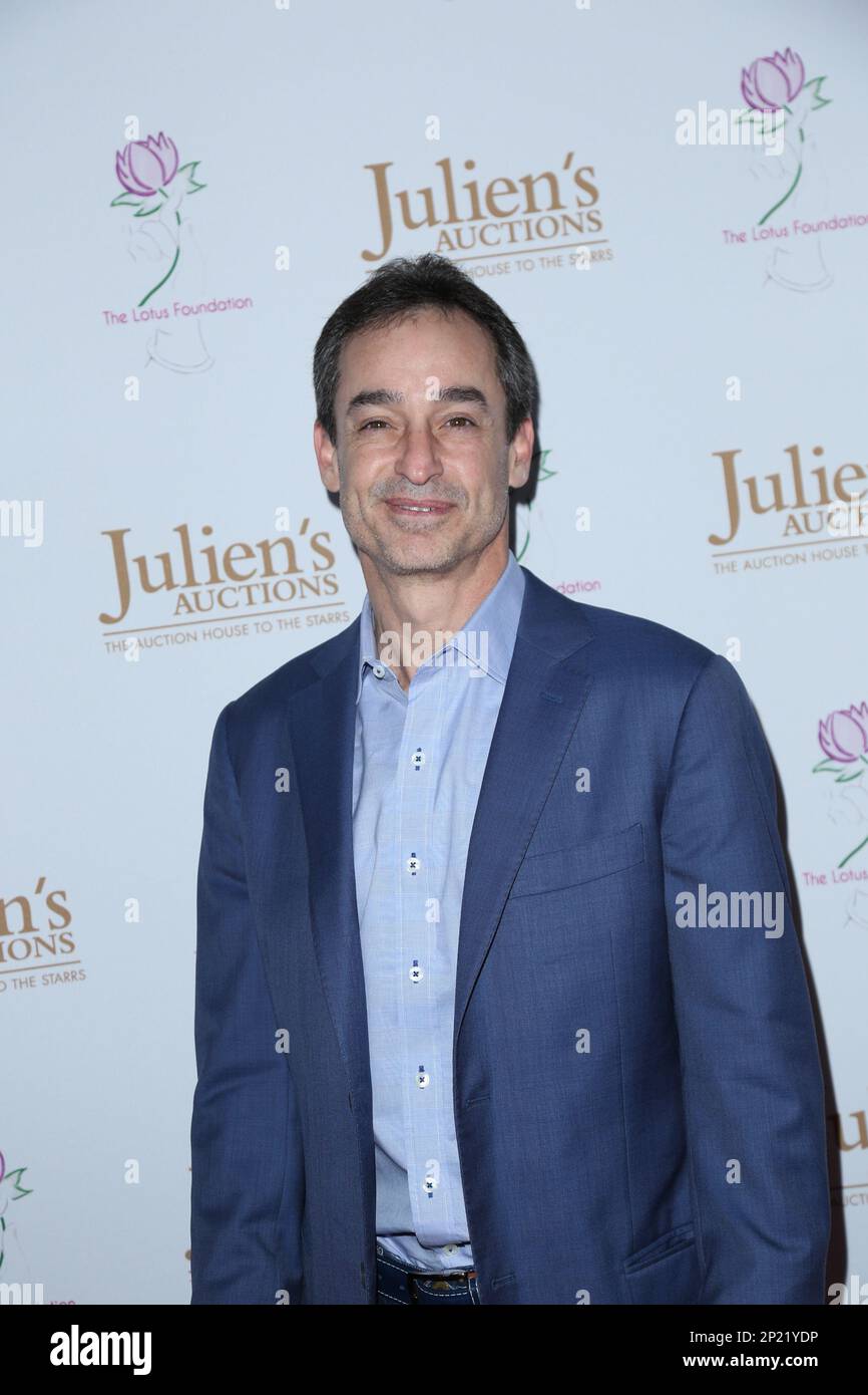 Photo by: JMA/STAR MAX/IPx12/1/15Michael Braunstein at a Julien's ...