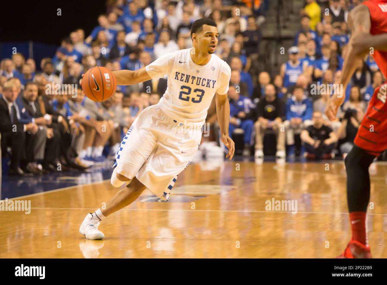 November 30, 2015: Kentucky Wildcats guard Jamal Murray (23) dribbles ...