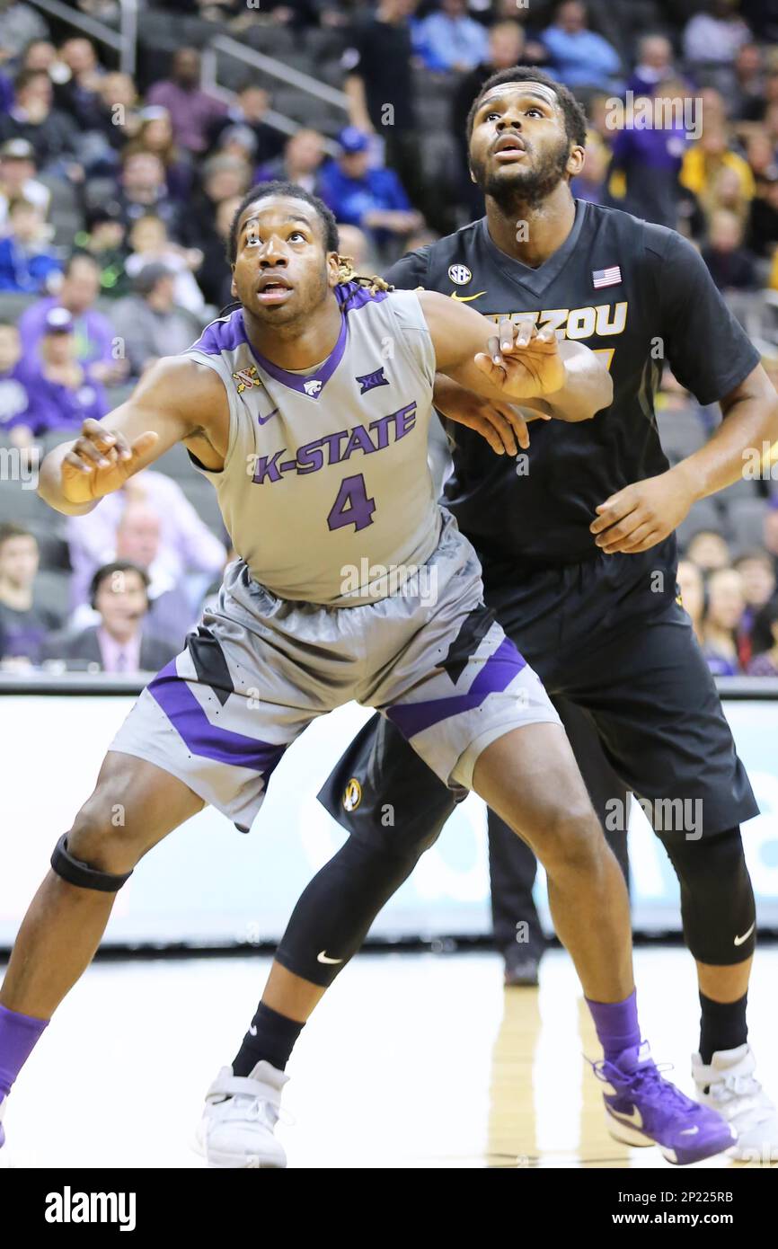 23 November 2015: Kansas State Wildcats forward D.J. Johnson (4) blocks ...