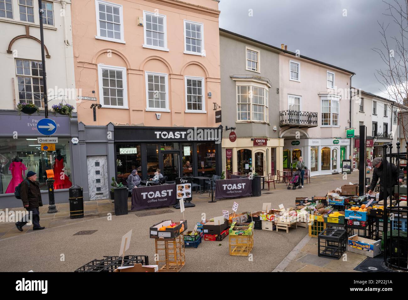 Braintree high street essex hi-res stock photography and images - Alamy