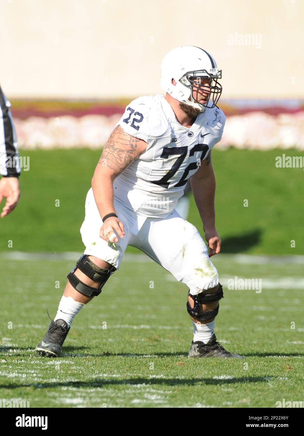 Penn State Nittany Lions Brian Gaia (72) during a game against the ...