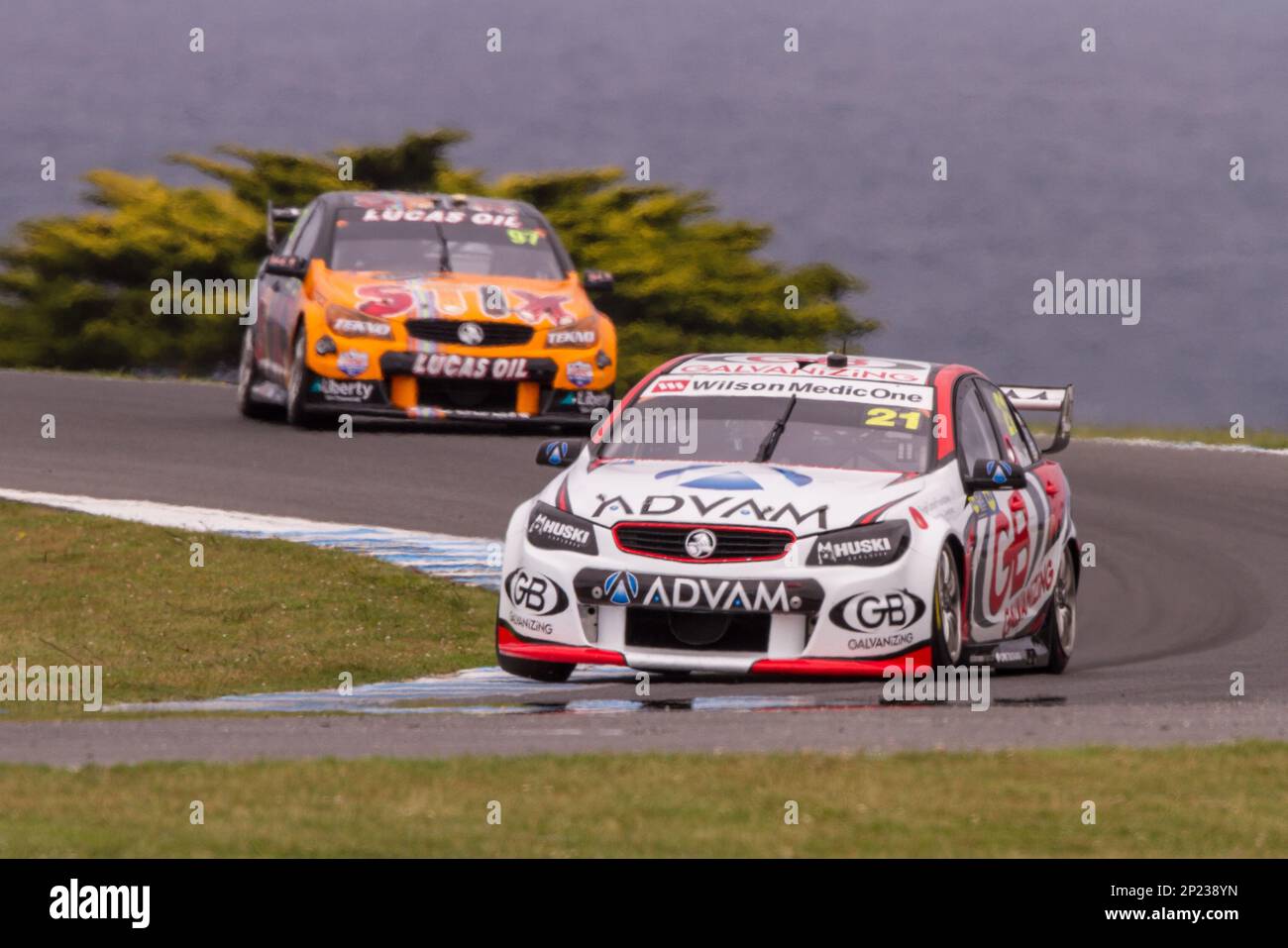 21 Nov 2015: Dale Wood (#21) of GB Galvanising Racing and Shane van ...