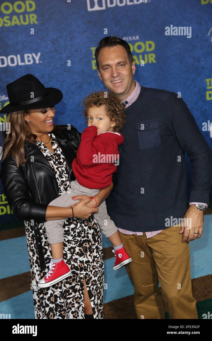 Photo by: JMA/STAR MAX/IPx11/17/15Tamera Mowry-Housley and Adam Housley ...