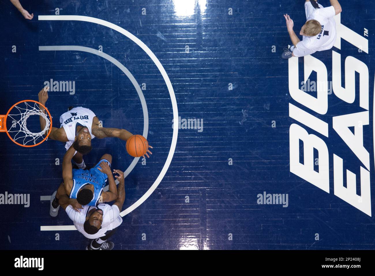 November 14, 2015: Butler University forward Tyler Wideman (4) grabs a ...