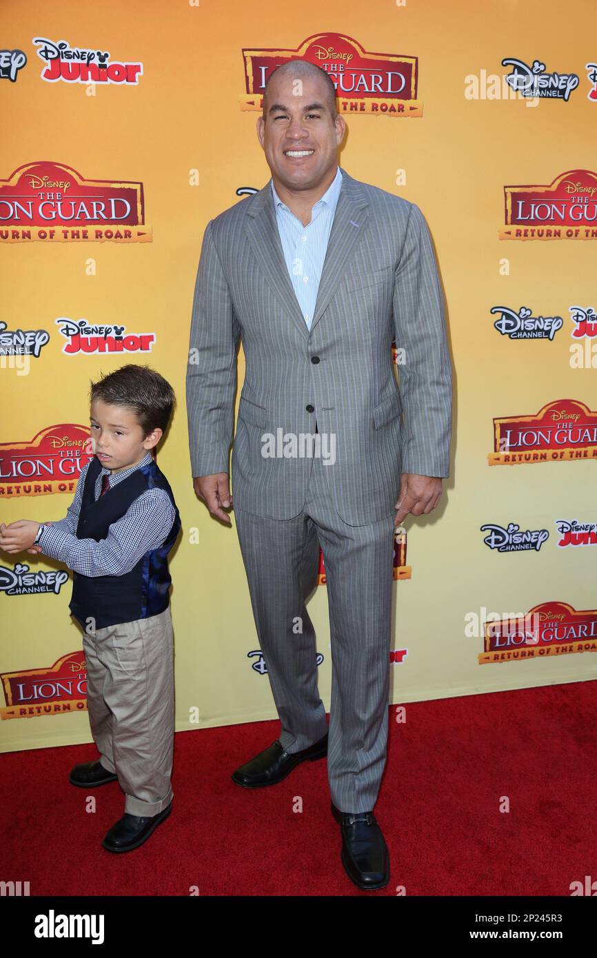 Photo by: JMA/STAR MAX/IPx11/14/15Tito Ortiz at the premiere of Disney ...