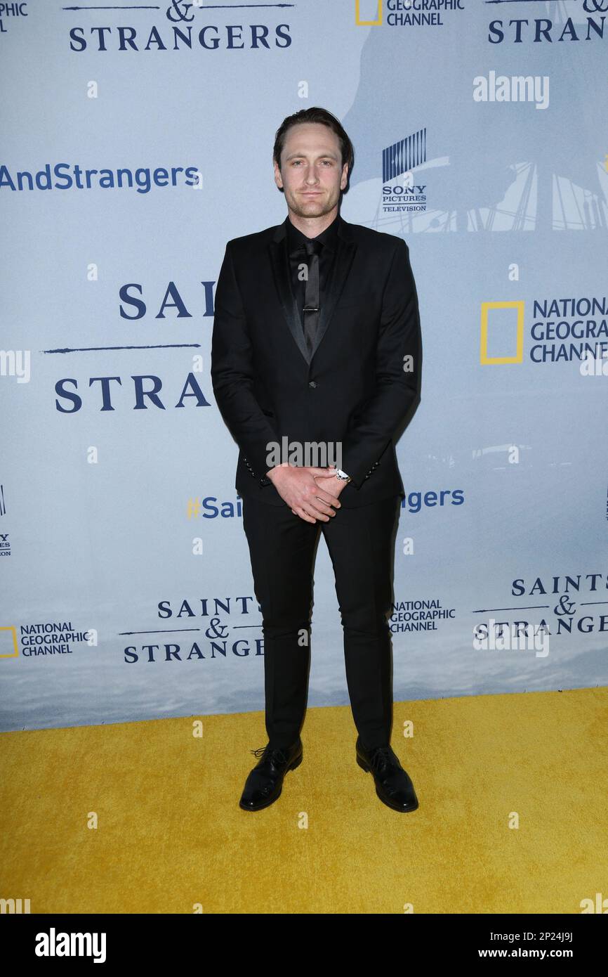 Photo by: JMA/STAR MAX/IPx11/9/15Vere Tindale at the premiere of ...