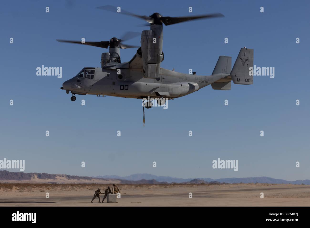 U.S. Marines with Marine Medium Tiltrotor Squadron (VMM) 261 and Combat ...