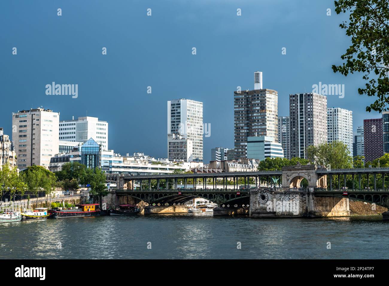 River Seine In Paris, France With Promenade, Anchored Houseboats And ...