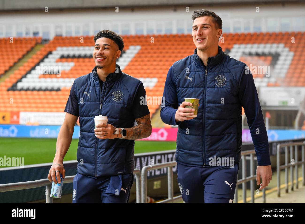 Stuart Moore #13 and Jordan Lawrence-Gabriel #4 of Blackpool arrives ahead of the Sky Bet ...