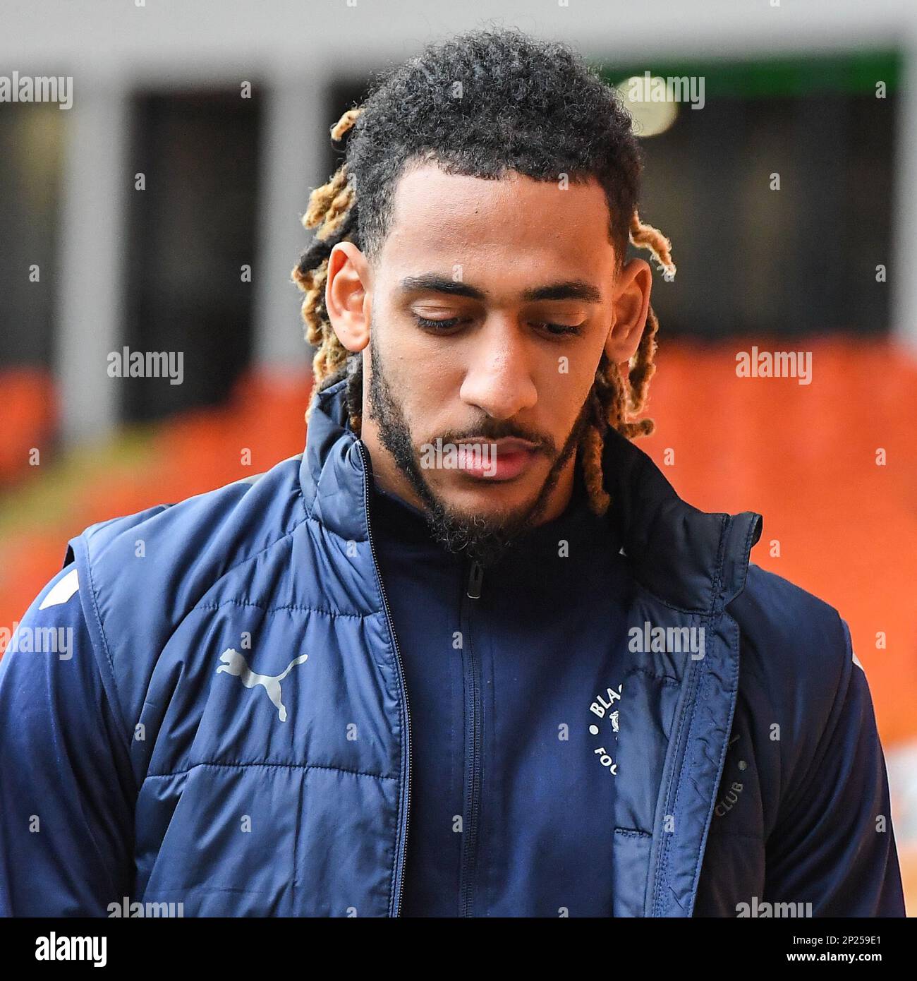 Dominic Thompson #23 of Blackpool arrival prior to the Sky Bet ...