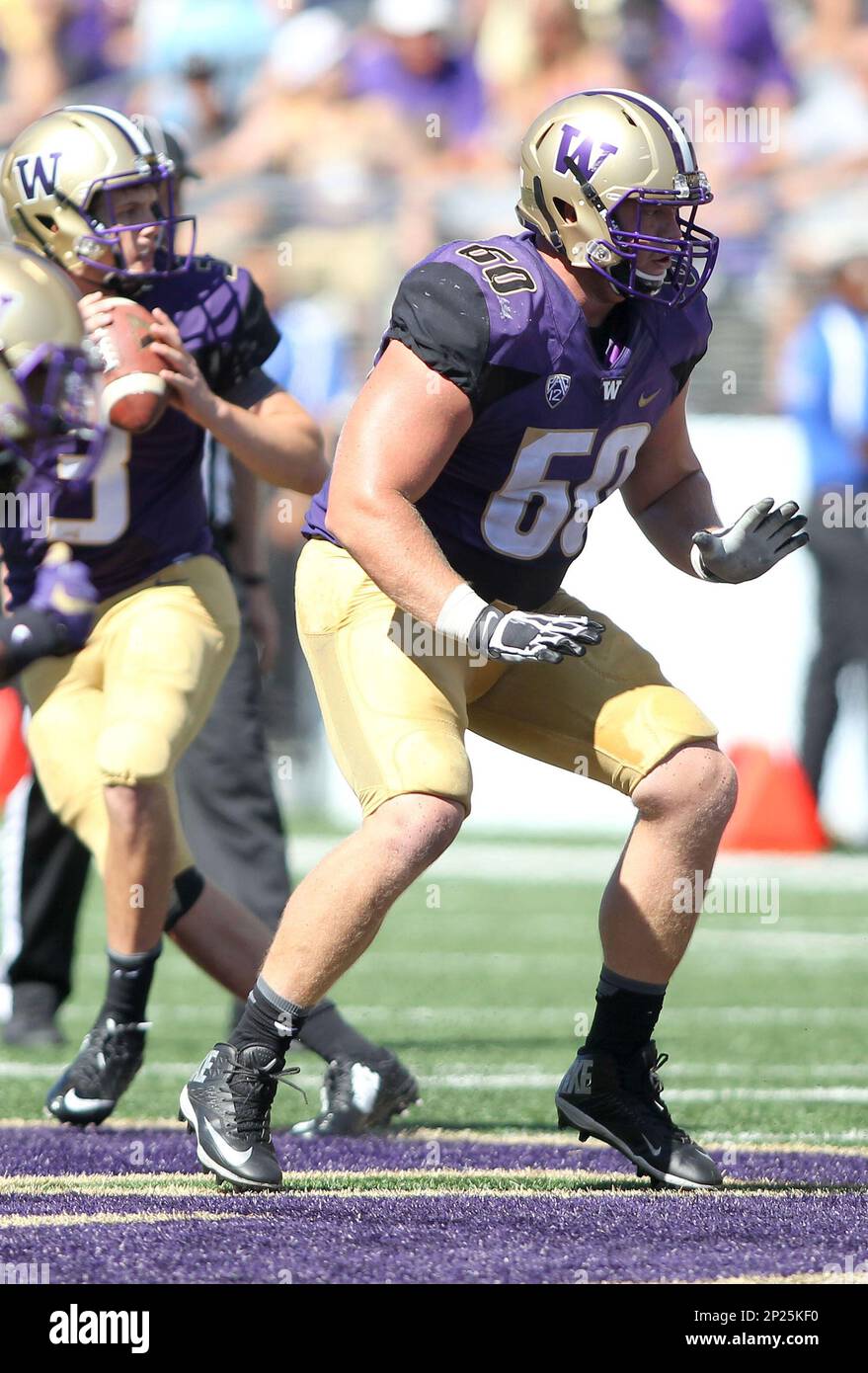 Washington Huskies Shane Brostek (60) during a game against the ...
