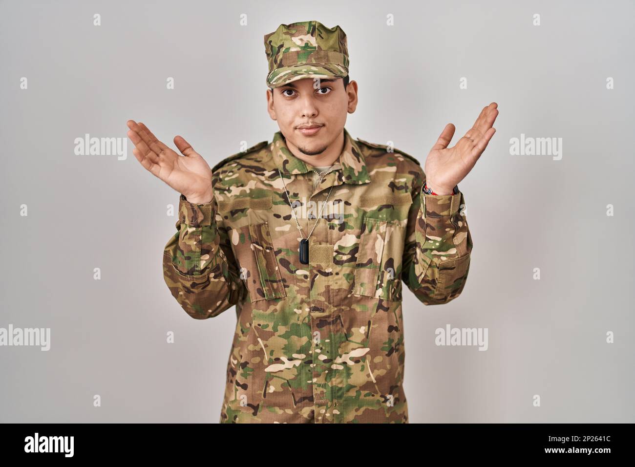 Military person confused hi-res stock photography and images - Alamy