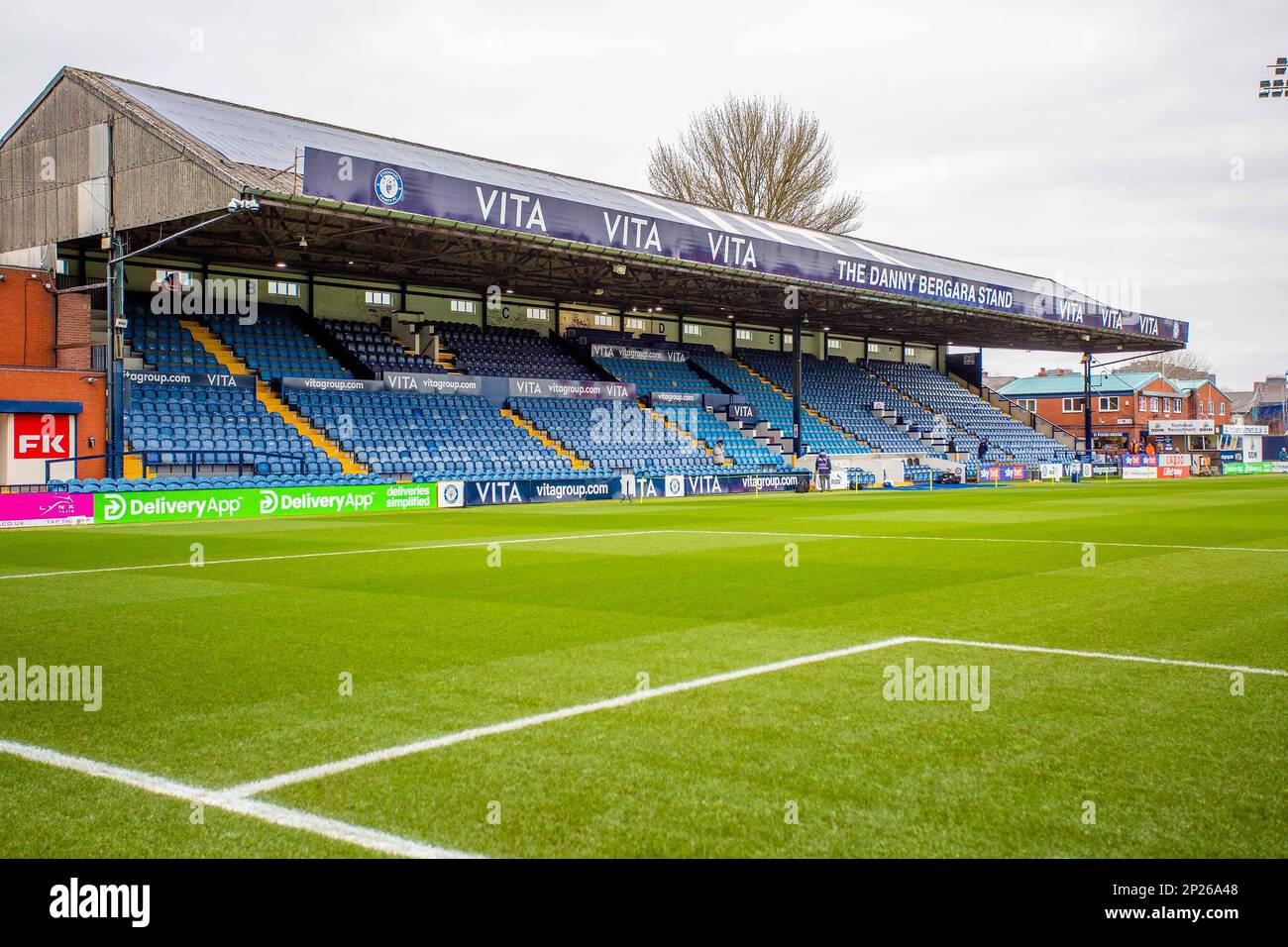 Stockport county stadium hi-res stock photography and images - Alamy