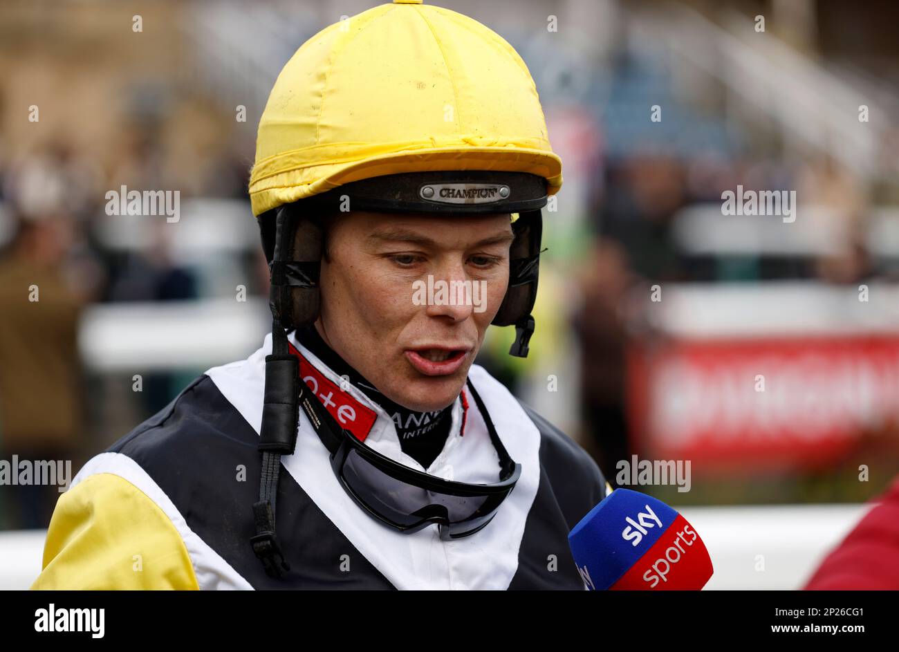 Lee edwards jockey hi-res stock photography and images - Alamy