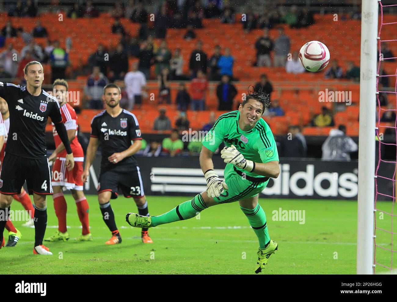 October 28 2015: New England Revolution goalkeeper Bobby Shuttleworth ...