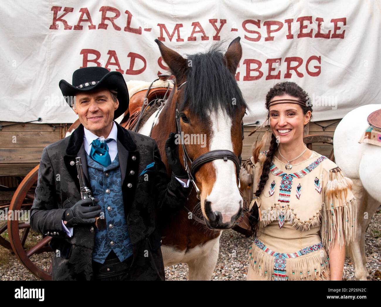Bad Segeberg, Germany. 04th Mar, 2023. Actors Wolfgang Bahro (l) as ...