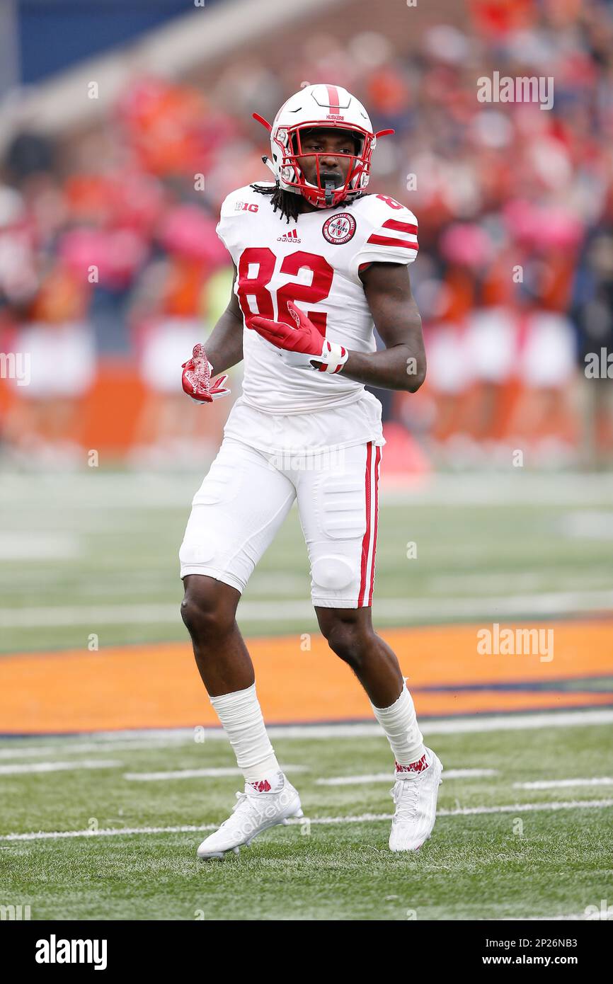 Nebraska wide receiver Alonzo Moore (82) runs during a NCAA Football ...
