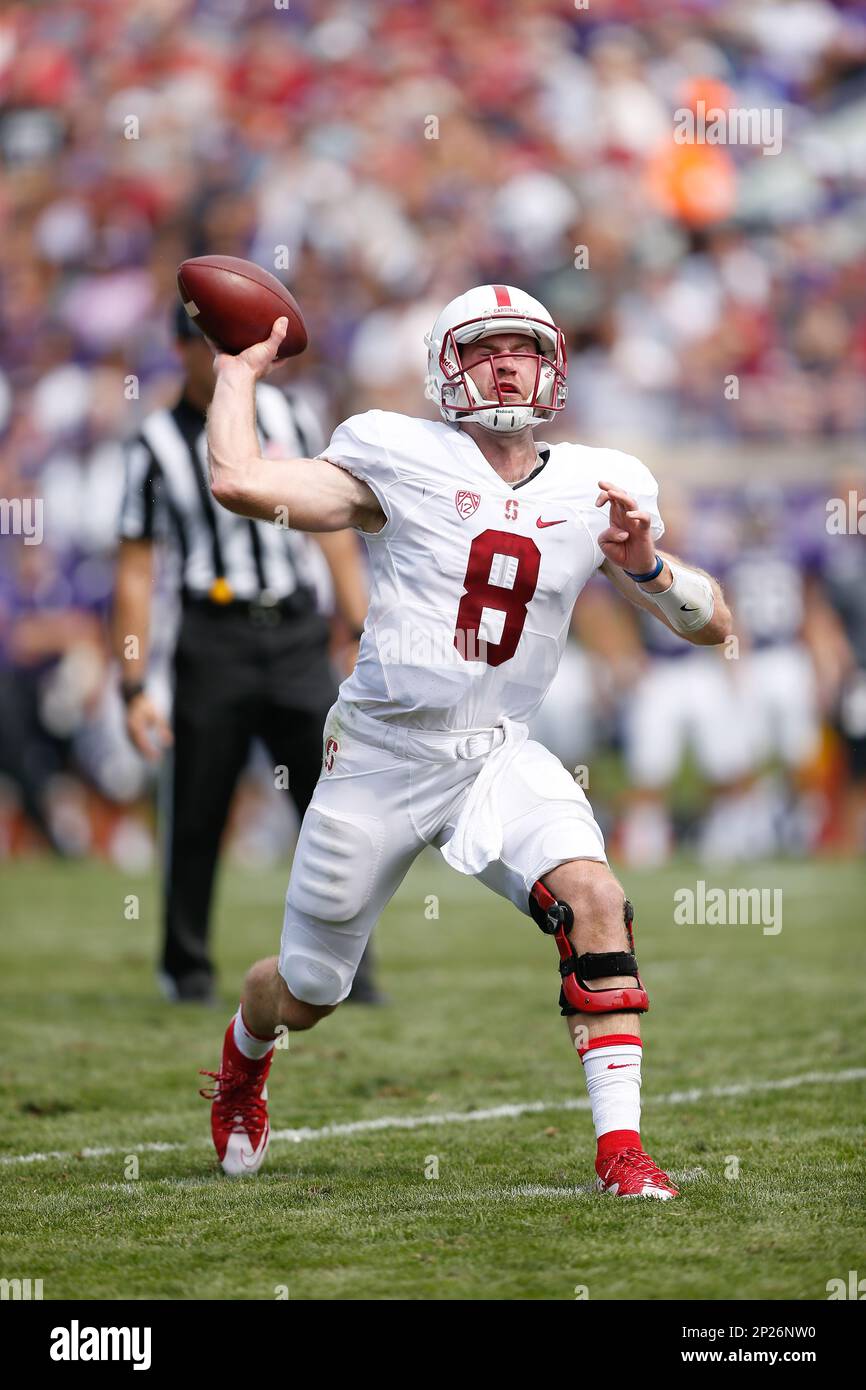 Stanford quarterback Kevin Hogan (8) passes the football during a NCAA ...