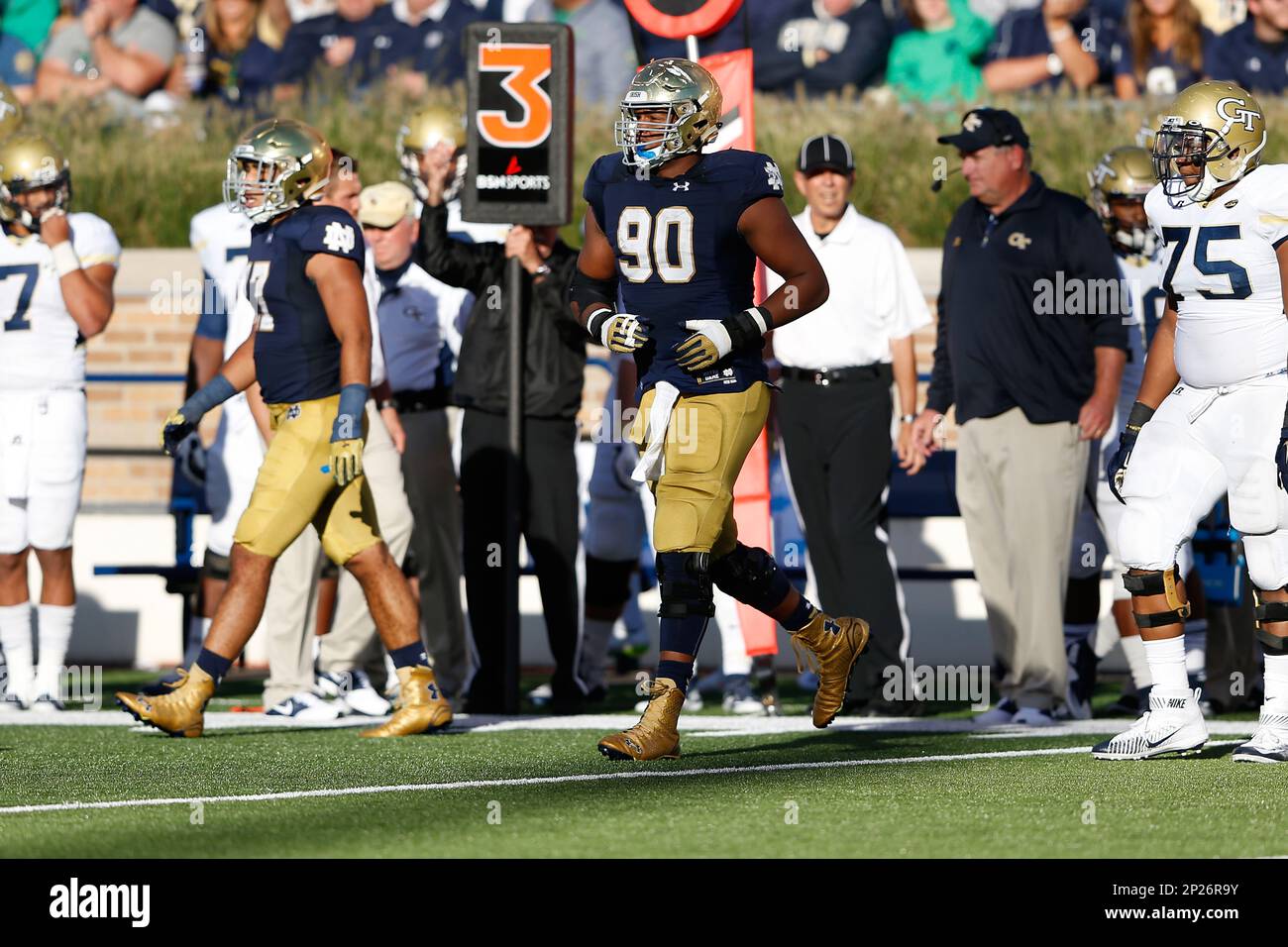 Notre Dame defensive lineman Isaac Rochell (90) runs during a NCAA ...