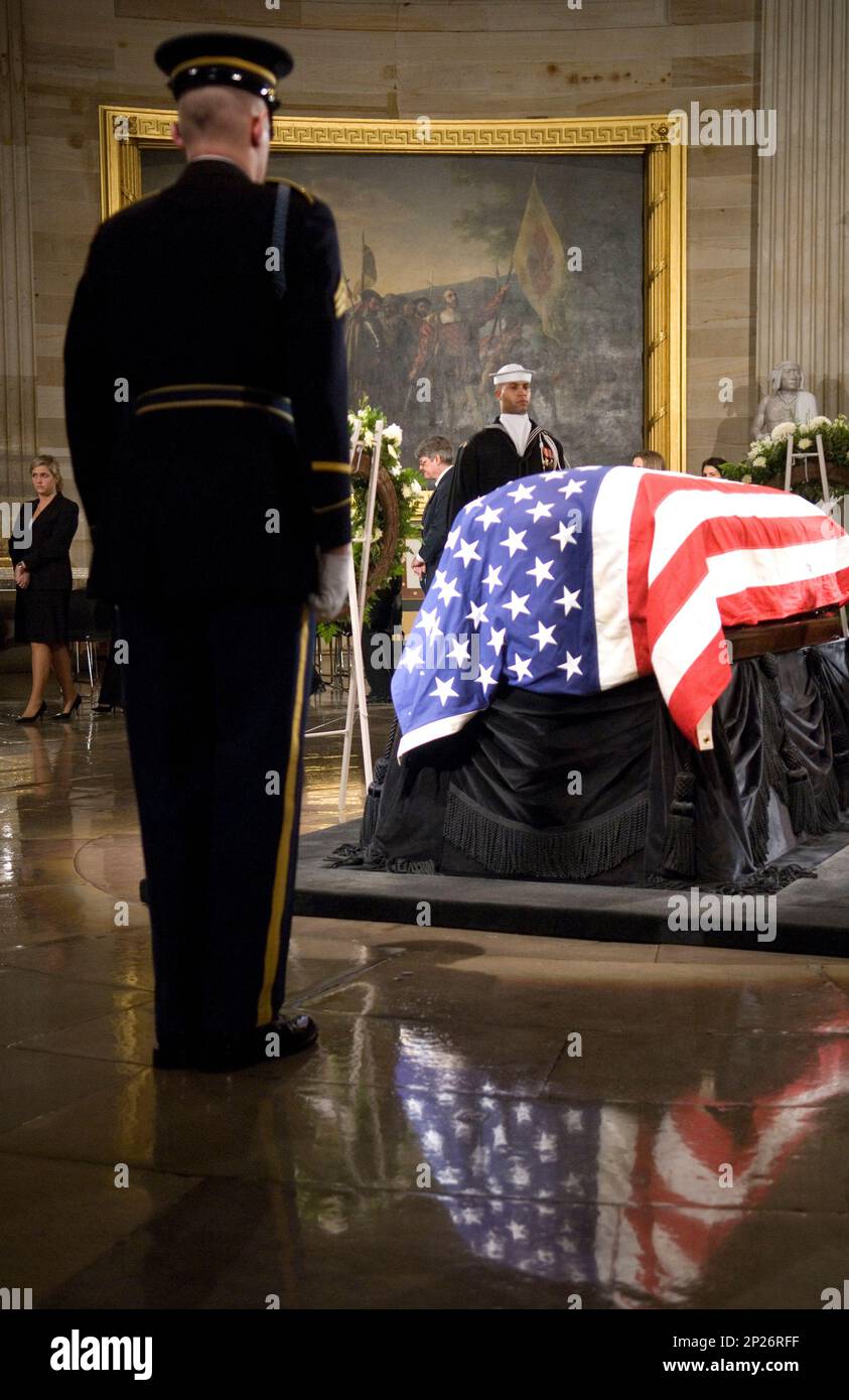 The military honor guard stands guard over former President Gerald Ford ...