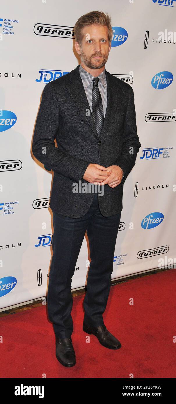 Photo by: Demis Maryannakis/STAR MAX/IPx10/28/15Paul Sparks at The JDRF ...