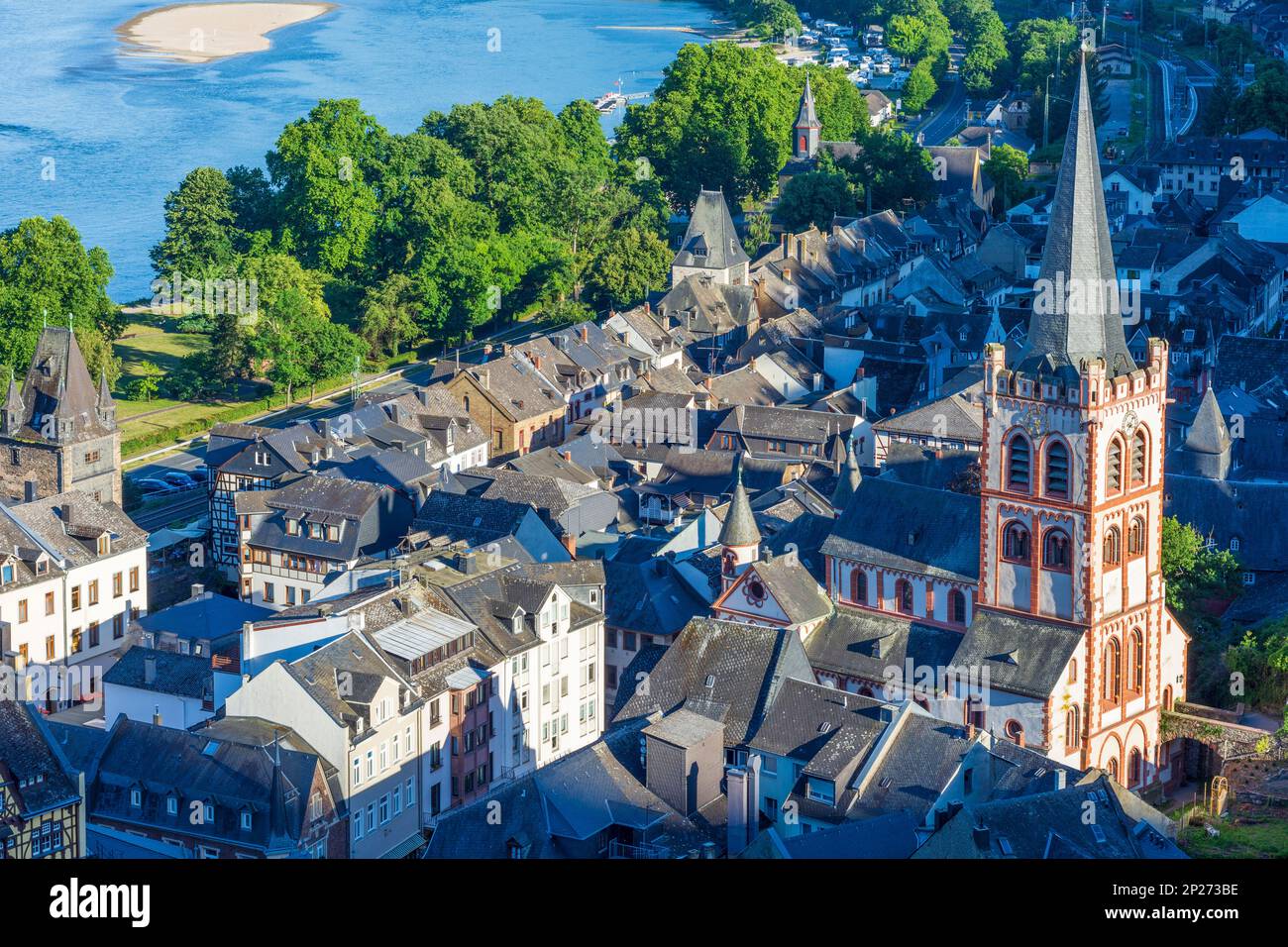 Bacharach: view to Bacharach Old Town with church St. Peter, river ...