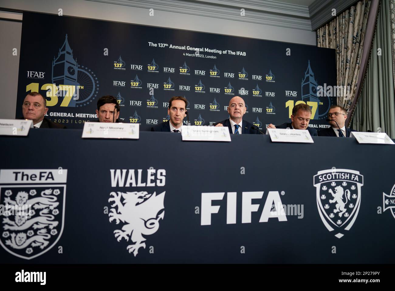 (L to R) Patrick Nelson (CEO SFA), Noel Mooney (CEO FAW), Mark ...