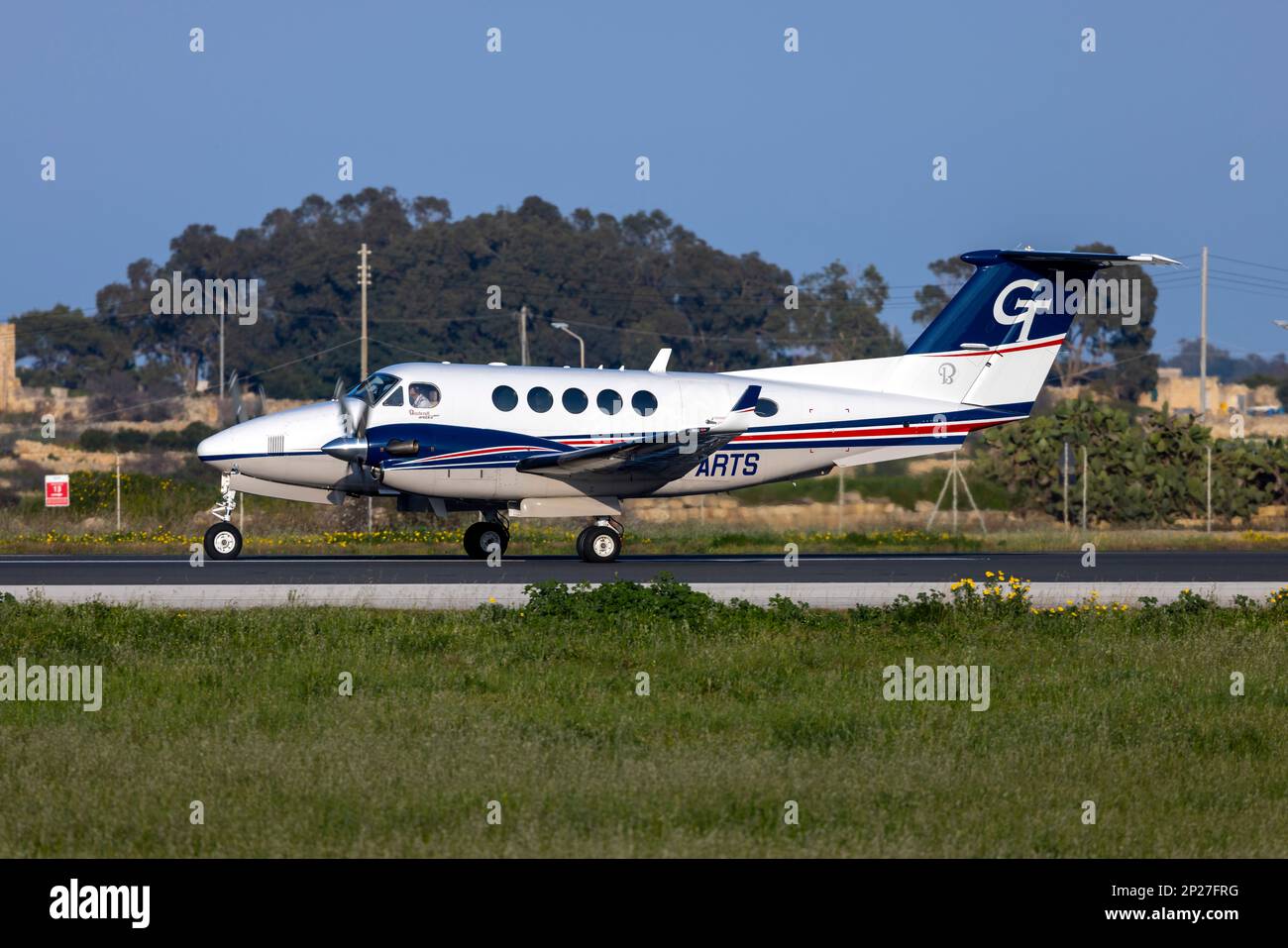 VistaJet Beechcraft B200GT Super King Air (Reg: 9H-PARTS) making a 180 ...