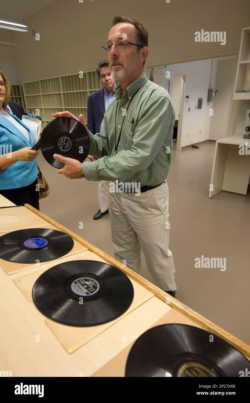 Recorded sound section hi-res stock photography and images - Alamy