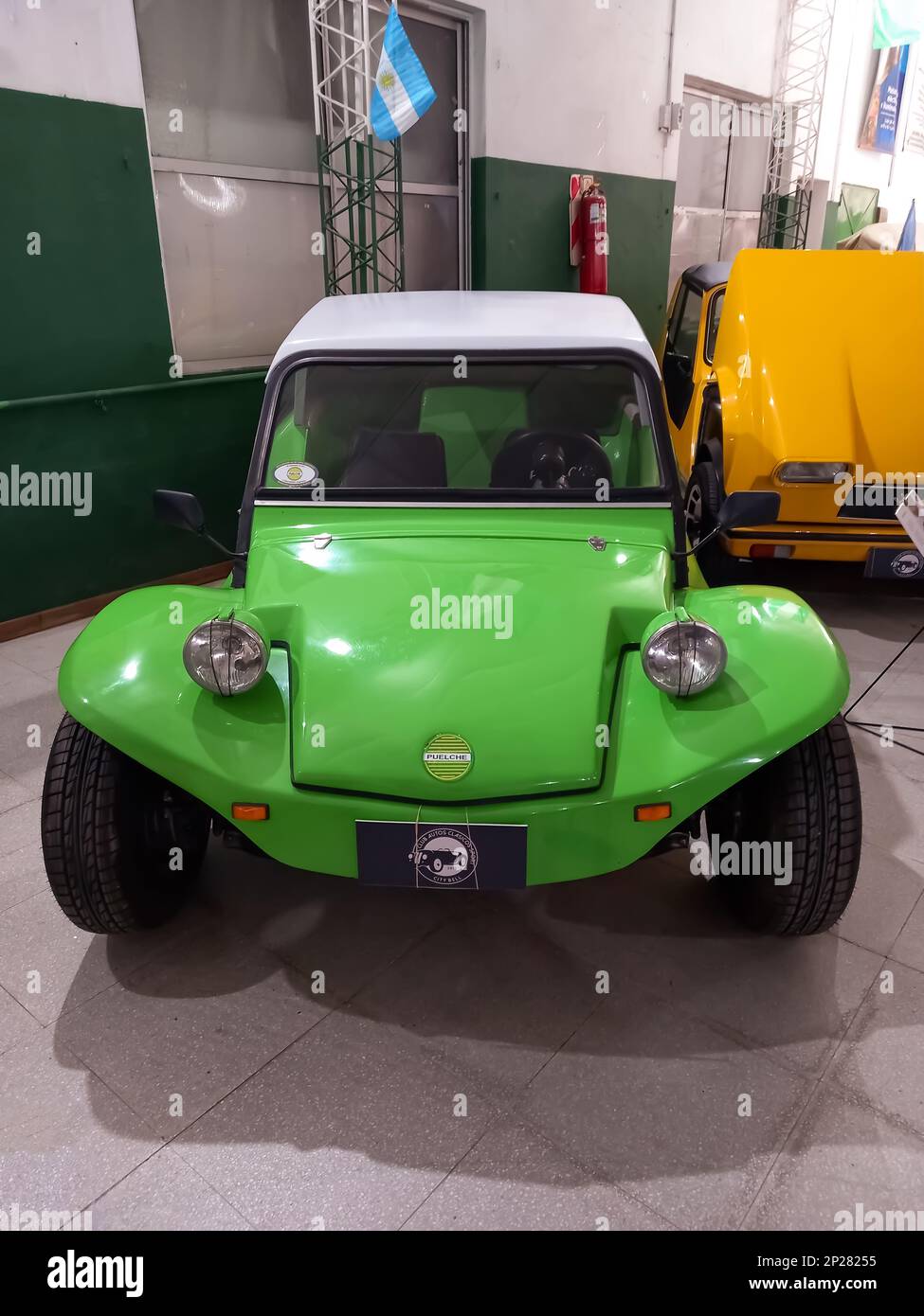 old green Puelche S2 beach dune Buggy in a garaje. Auto Retro classic ...