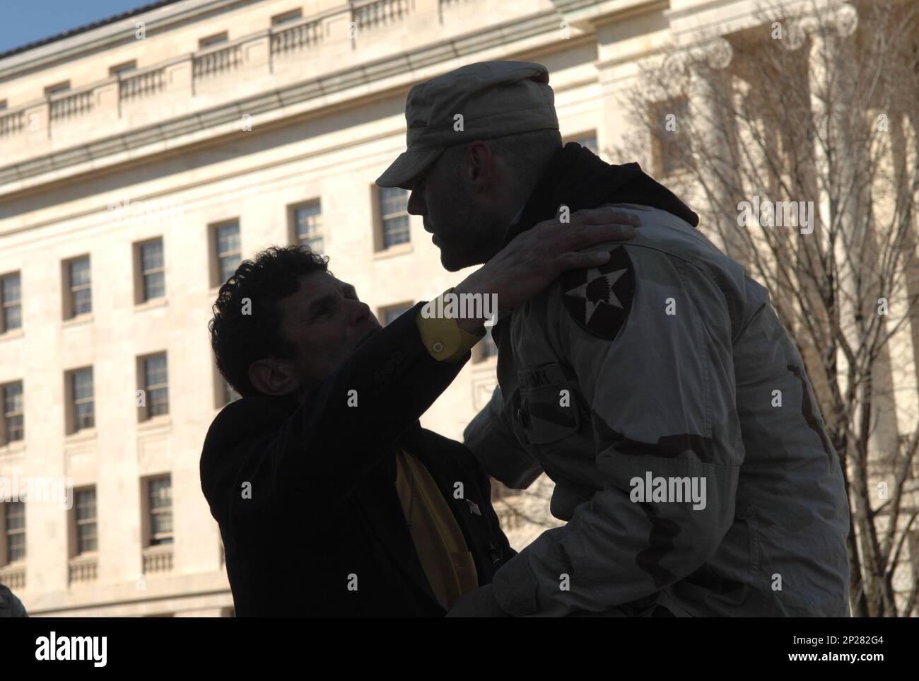 Ryan Lockwood of Chicago, from Iraq Veterans Against the War, right ...