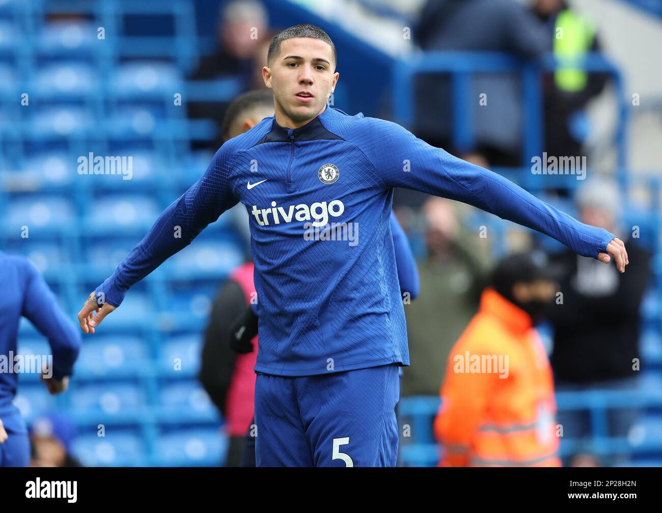London, England, 4th March 2023. Enzo Fernández of Chelsea warms up ...