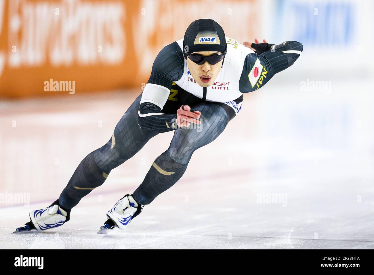 HERENVEEN - Ryota Kojima (JPN) during the 1000 meters for men at the ISU World Speed Skating ...