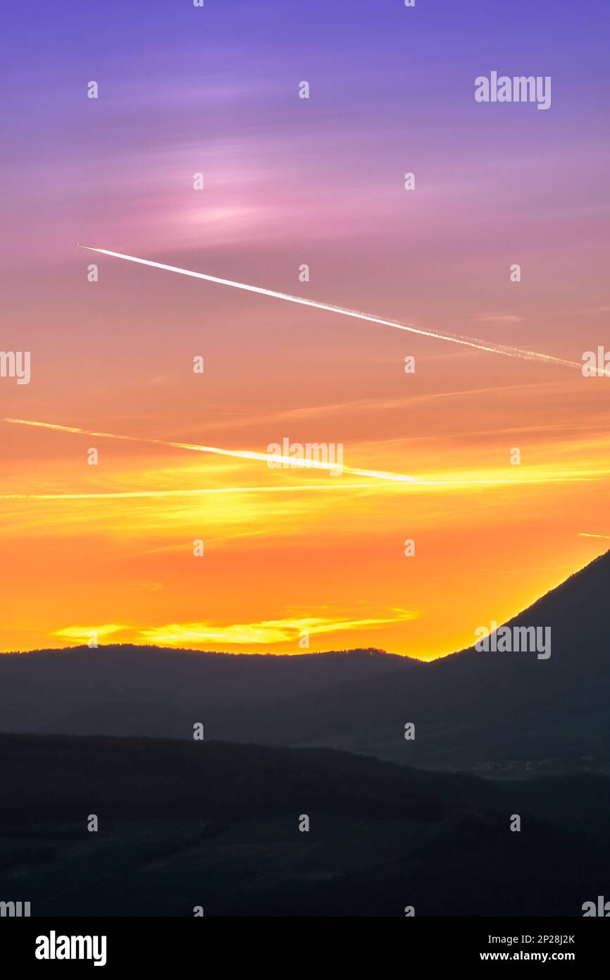 Layers dark blue mountain hi-res stock photography and images - Alamy