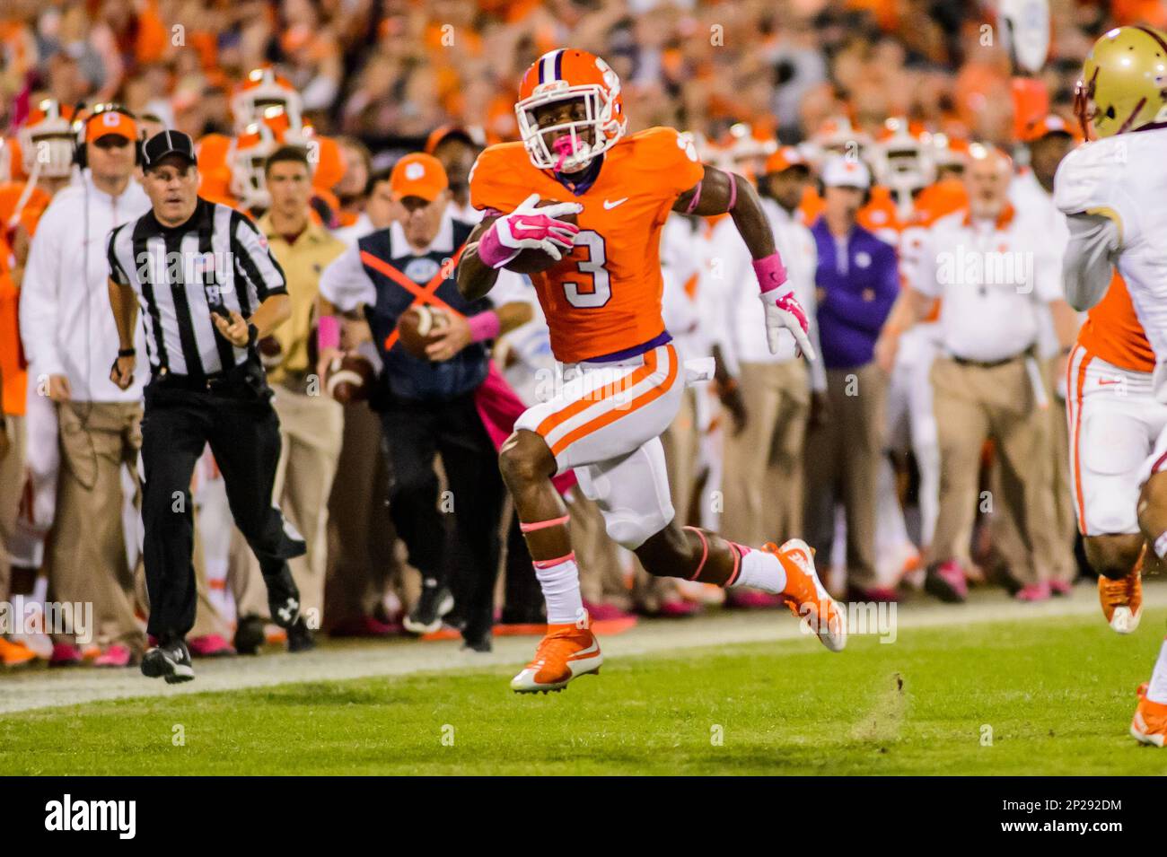 Clemson Tigers wide receiver Artavis Scott (3) during the NCAA Football ...