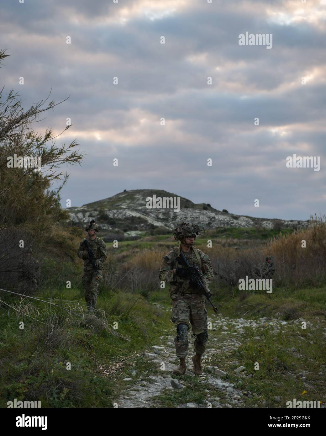 U.S. Army paratroopers assigned to 2nd Battalion, 503rd Airborne ...