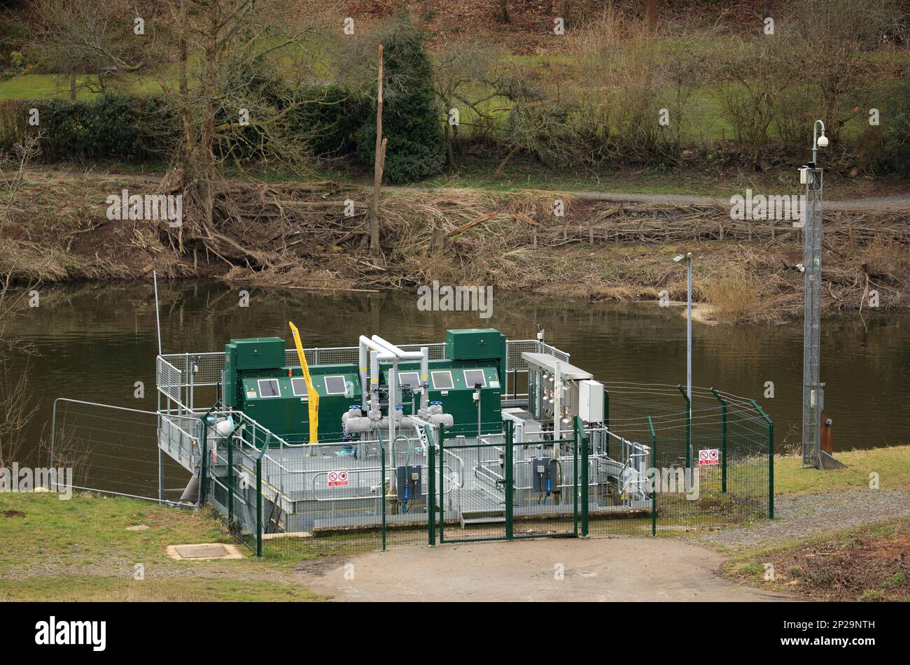 Severn Trent water pumping plant on the river Severn at Trimpley ...