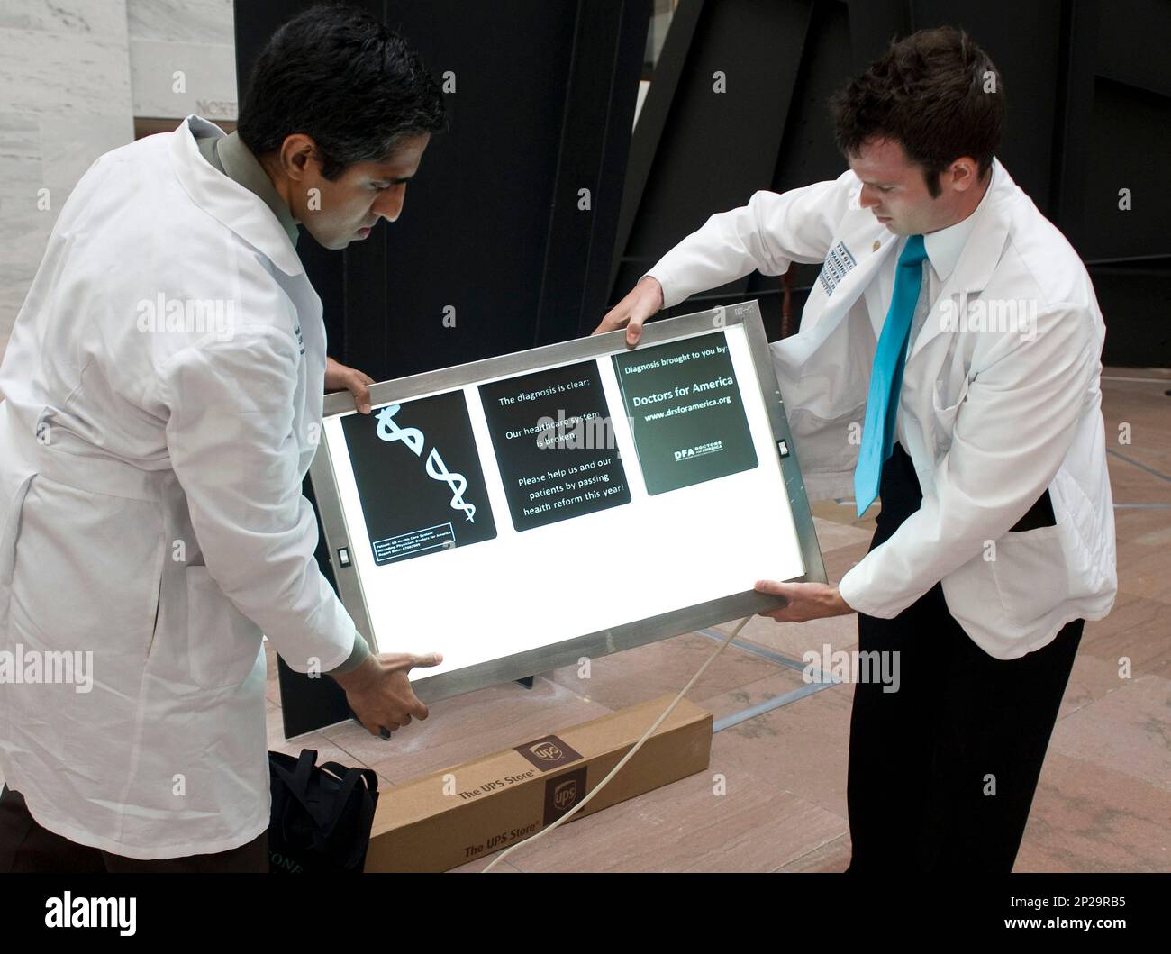 Dr. Vivek Murthy, MD, of the Brigham and Women's Hospital in Boston ...