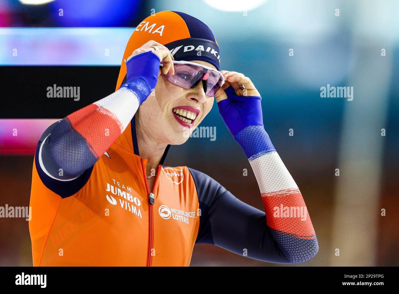 HERENVEEN - Antoinette Rijpma - de Jong (NED) during the 1000 meters ...