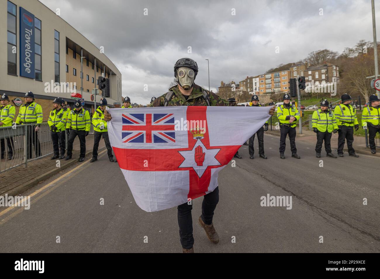 Dover, UK. 4th Mar, 2023. Far right groups protest at Dover against the ...