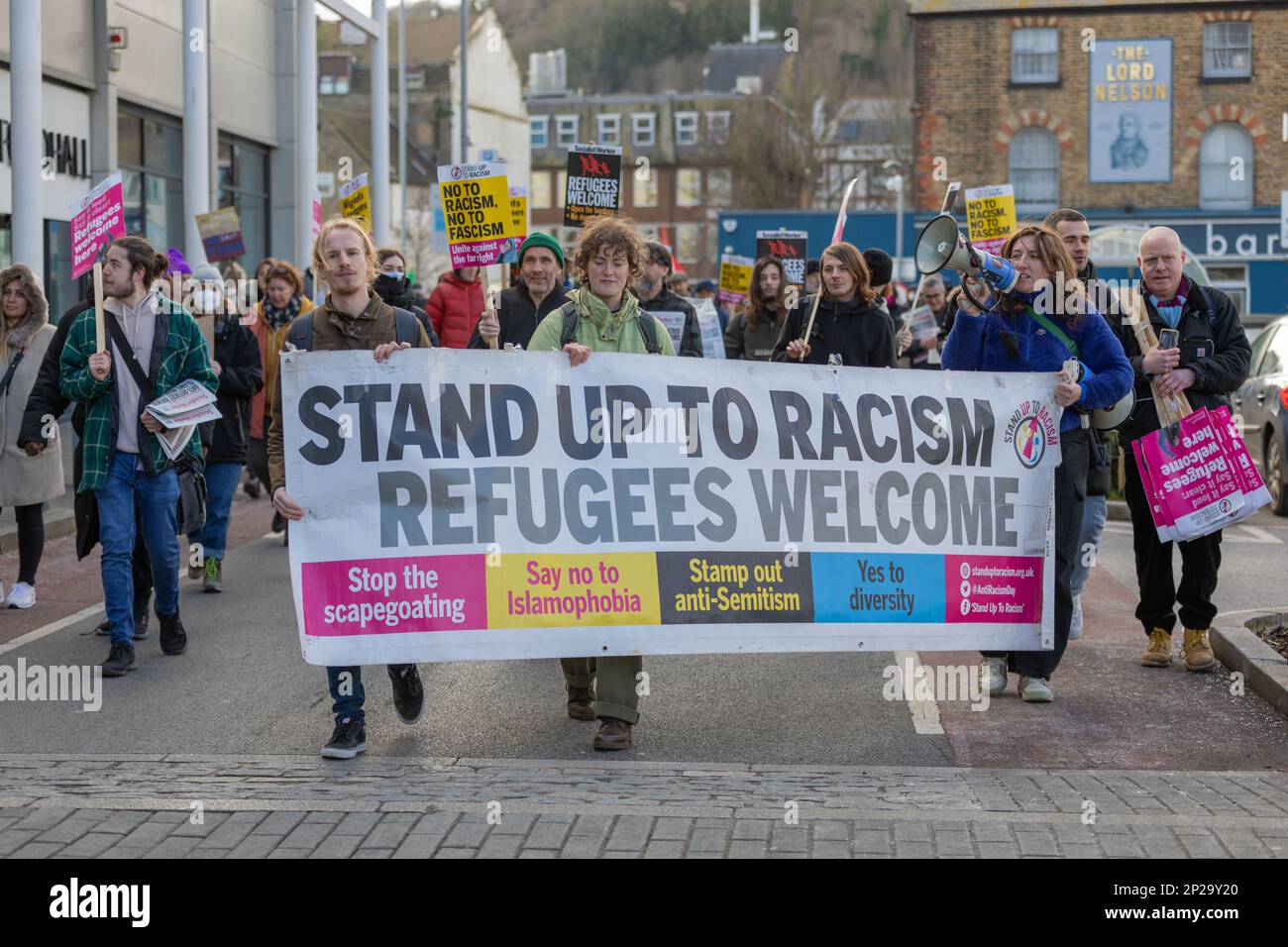 Dover, UK. 4th Mar, 2023. Far right groups protest at Dover against the ...