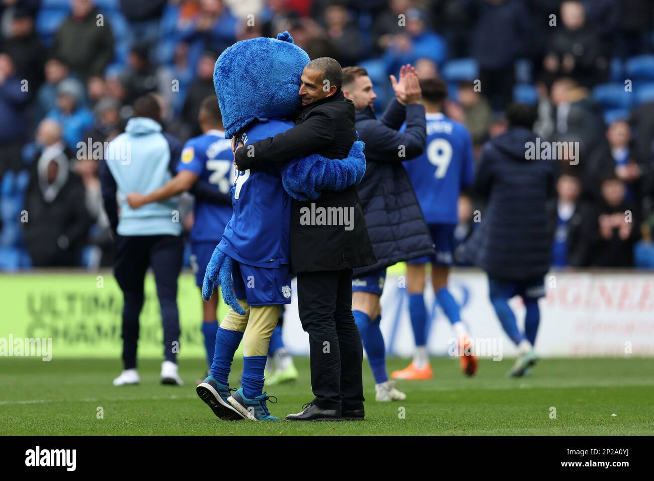 Bristol city mascot hi-res stock photography and images - Alamy