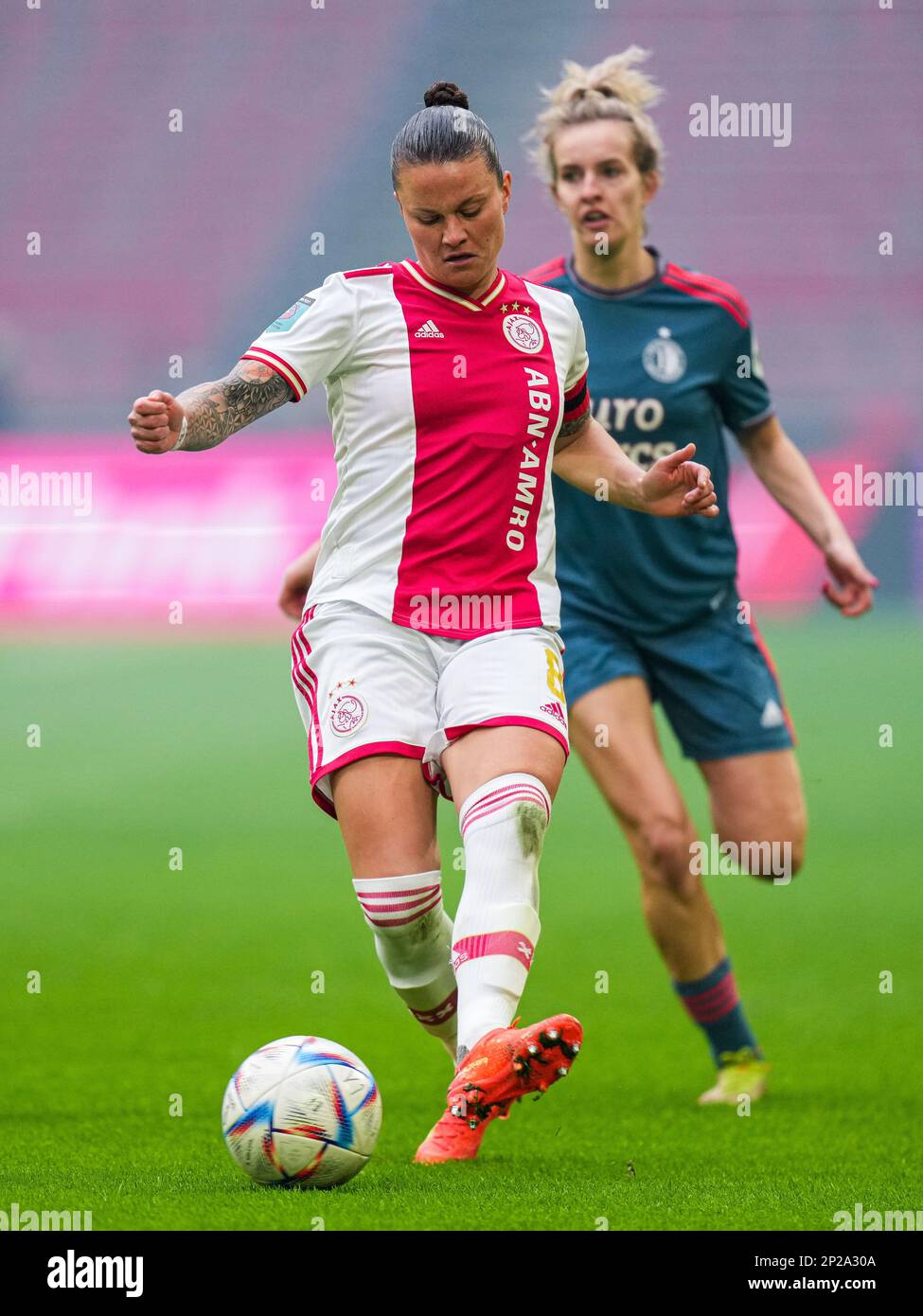 Sherida spitse of ajax vrouwen hi-res stock photography and images - Alamy