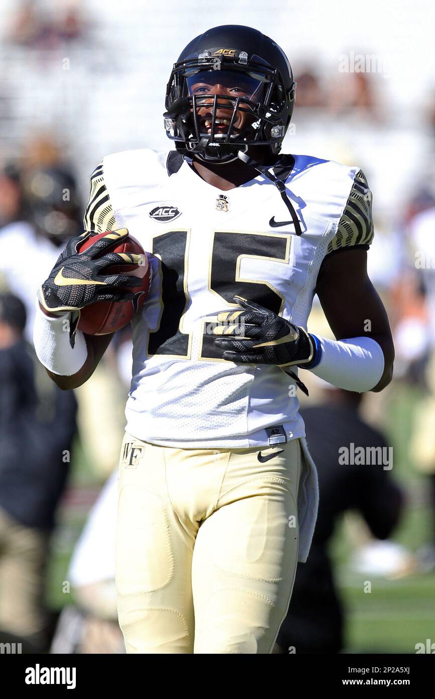 October 10, 2015; Chestnut Hill, MA, USA; Wake Forest Demon Deacons ...